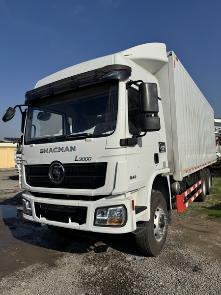 Продается SHACMAN L3000 фургон 7.5 метра в наличии в Ташкенте