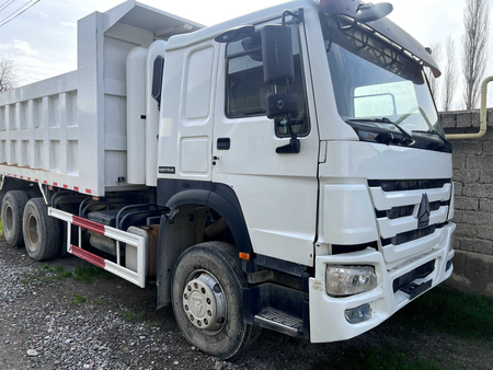 самосвал Sinоtruk 2019 года выпуска