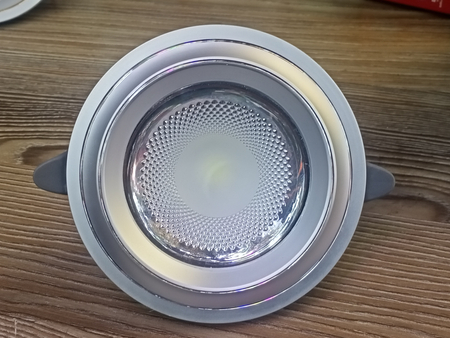 Galogenlar hi-tech va new-klassika