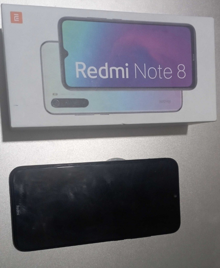 Remi note 8  xali yangidek, ochilmagan, usta kurmagan,karobka dokument