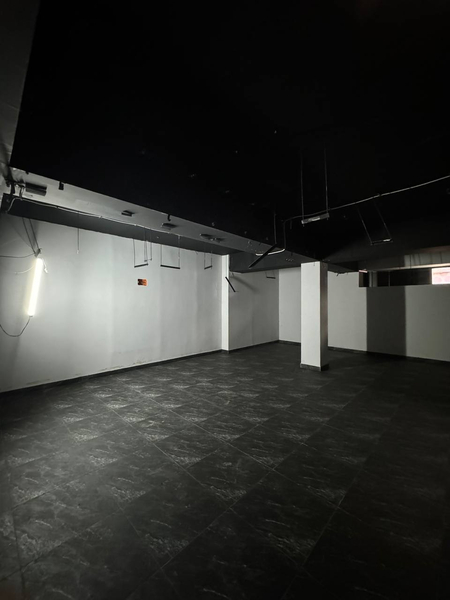 Аренда. 1-Линия Ор: Айбек Beliccimo. Цокольный этаж. 170м²