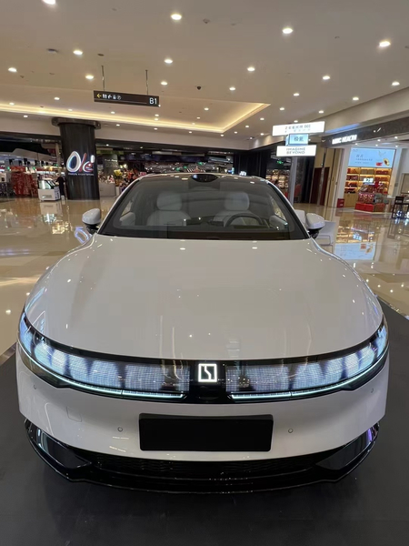 Zeekr 007 ev car