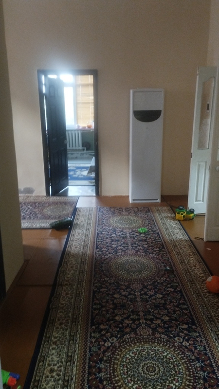 Denov tumani Hazarbogʻ SIU 2-boʻlimda joylashgan 4 xonali barcha qulay