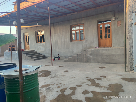 Toshkent tumani Chuvalachi mahallasida 7 sotxtli honadon 8 ta hona