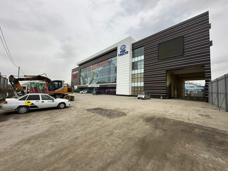 Продаётся 7 000 м². коммерческое здание.