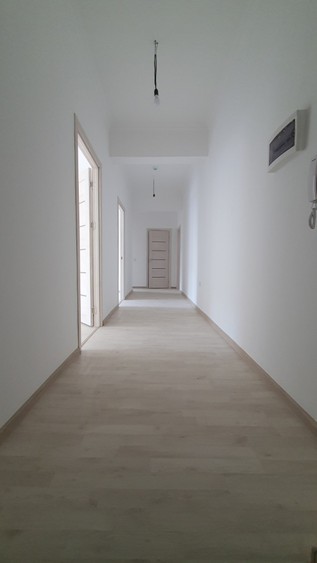 Янги-Дархон-2. Новостройка. 3 хона 7-этаж 80м².