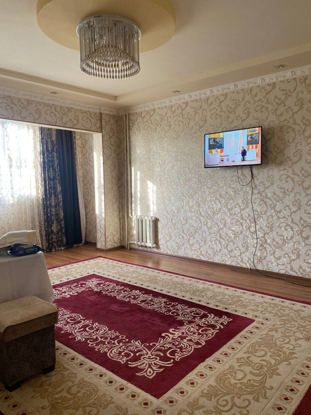 Toshkent shaxar Mirzo Ulugbek (posyolok) 72 kv  3xona 4 etaj 9 etajka