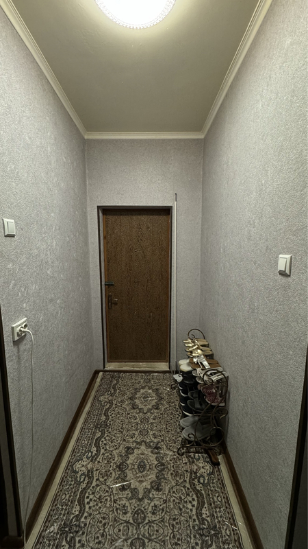Продаётся 2ком на Юнусабад ор 6кв