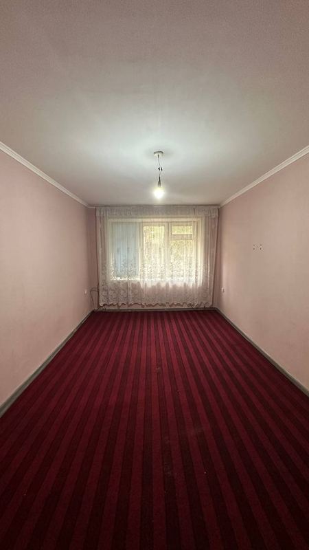 Продается однокомнатная квартира в микрорайоне