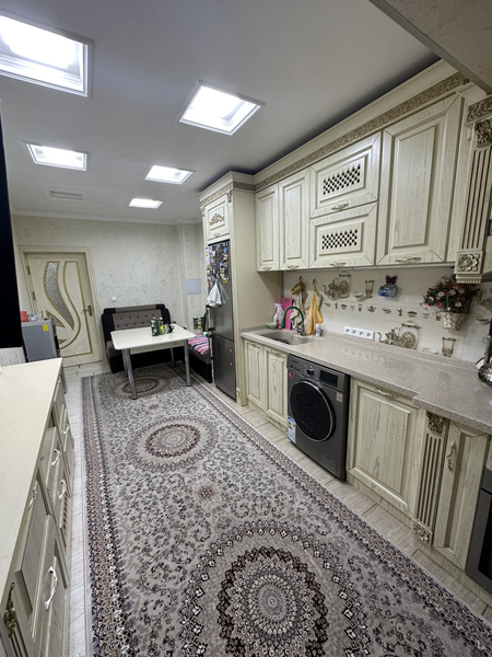 Продам срочно свою 4-х комнатную квартиру на Себзар