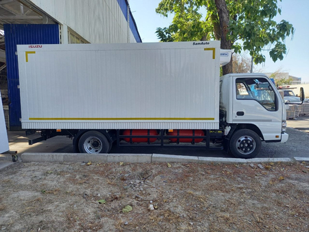 Продаётся автомобиль ISUZU