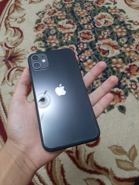 iPhone 11 Black 128gb срочно