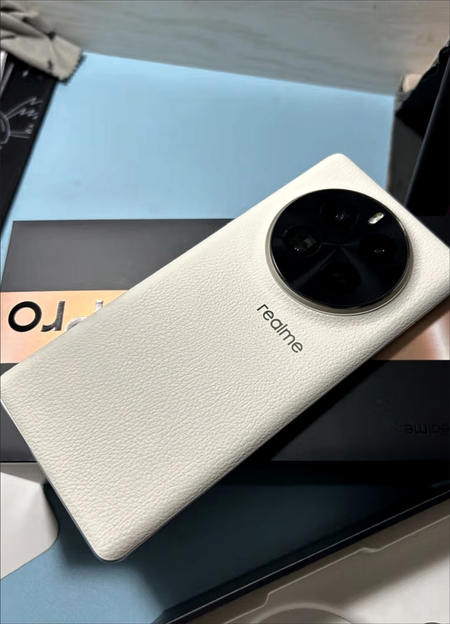Realme GT5 (Pre-order)
