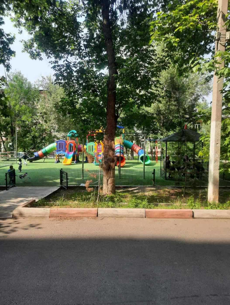 Продается 2-х ком кв Шайхантахурском  ор-р ресторан \\\