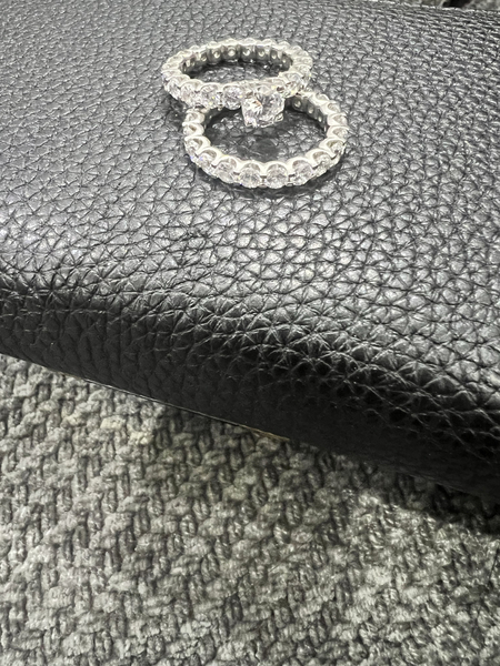 Продам двойное кольцо серебро 925