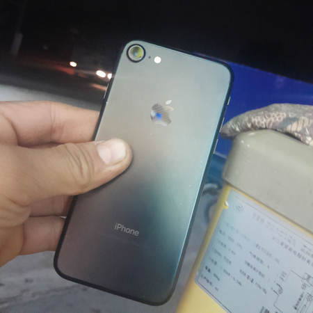 IPhone 7 128gb RG:KH/A