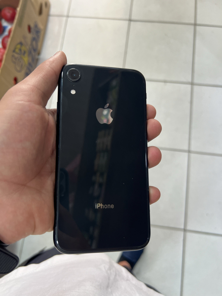 Iphone x r srocna sotlad