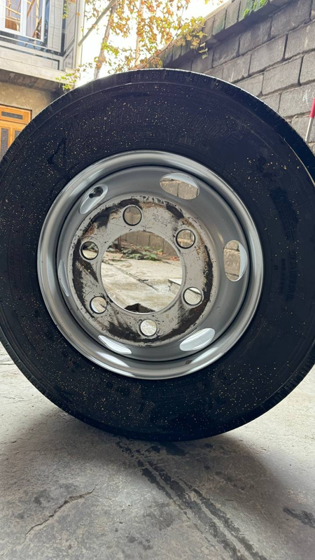 Isuzu balon  R 17.5