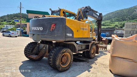 Ekskvator Volvo EW 145