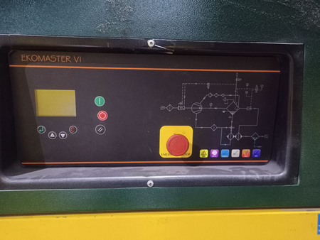 ECOMAK Kompressor platasi sotiladi