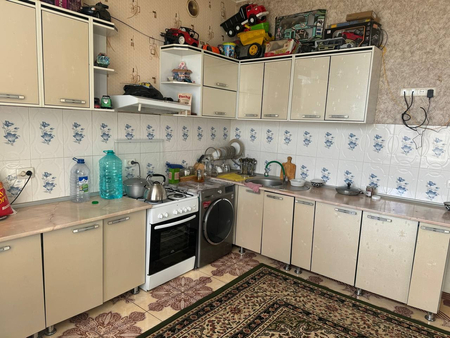 Уй сотилади. Кулай нуктадаги сизга кулай уй.