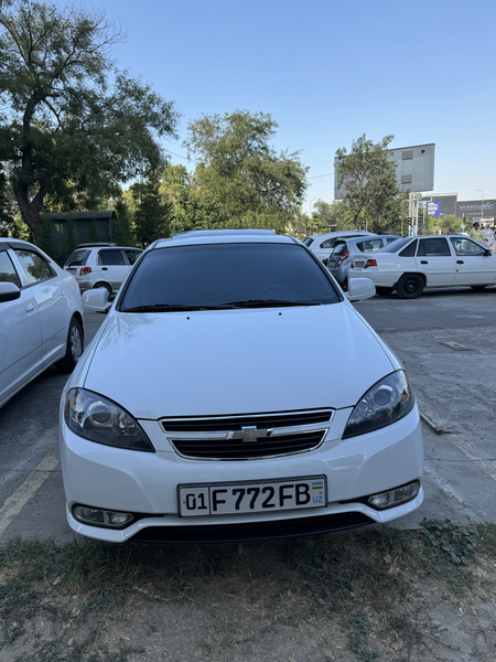 Chevrolet gentra, жентра 2023 наварот