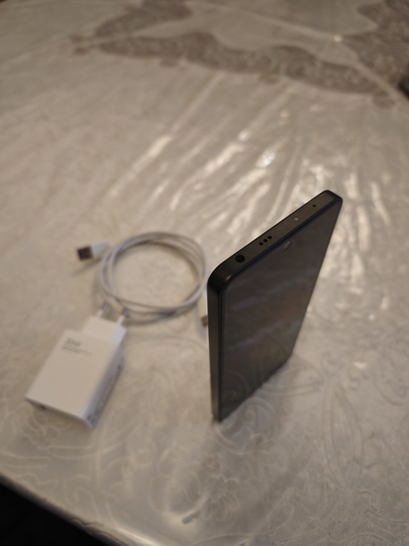 Redmi Note 13 bez karobka telga javob uzim ishlatib yurgan tel