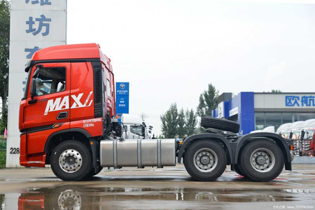 Тягач Howo-Max 480 6x4 дизельный (сзади 2 моста на пневмоподвеске)