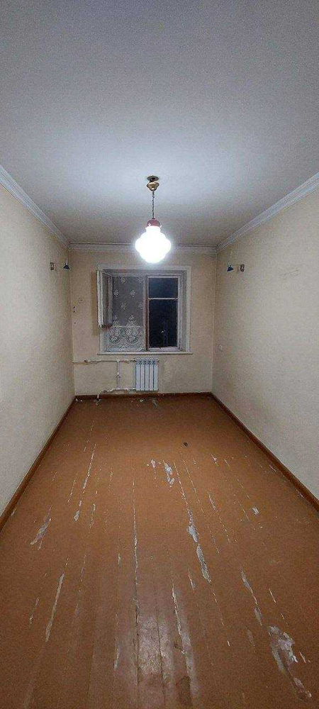 СРОЧНО !! Продается квартира в Яшнабаде 2/5/5 ( 55 кв/м ) Авиасозлар