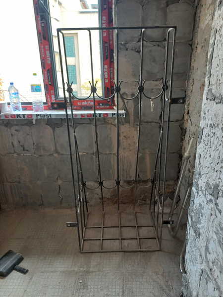 Ойнага решотка иккита размери коттаси 160х140 ва кичкинаси 170х65
