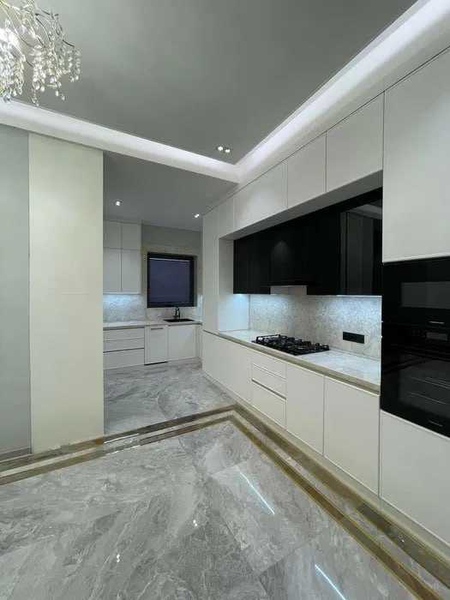 Упакованная огромная трешка в darkhan Avenue 156m2 евролюкс!`