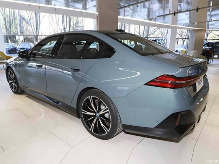 Gonzo Motors - BMW I5 (G60) 2024
