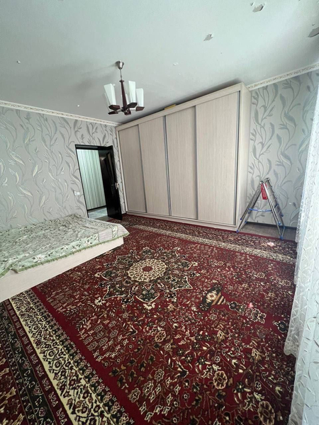 Бобура Очень Срочно Продается 3в2/6/9 Площадь-75м2 комнаты-Раздельно
