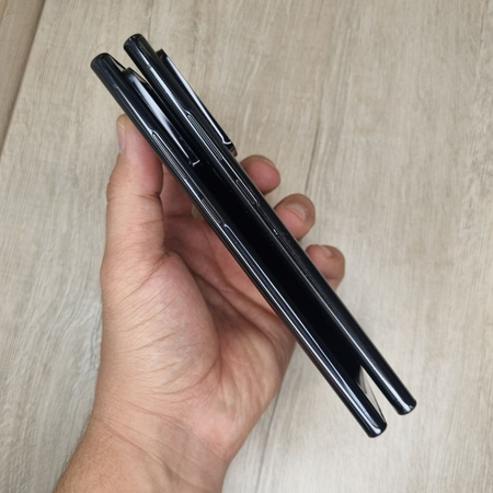 Iphone 12 pro 128GB  75% .