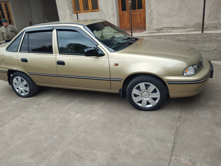 Nexia 1 (2007) shampanbriz