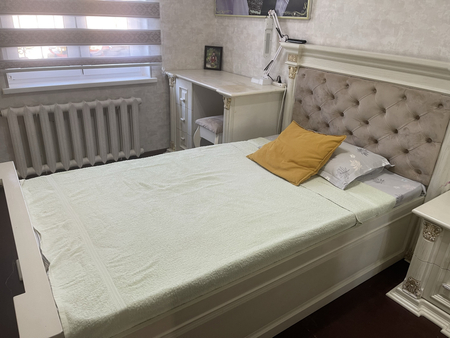 Мебель для спальни, кровать 1 спалка, шкаф, тумба, письменный стол.