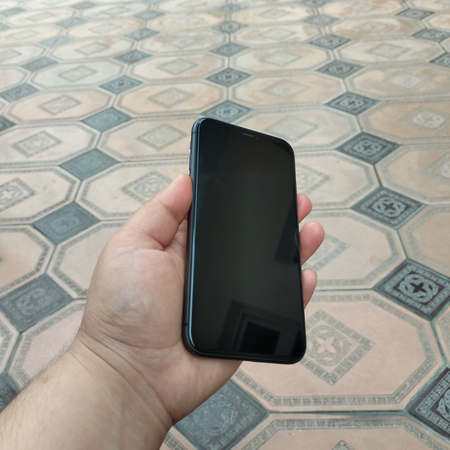 Iphone 11   64GB