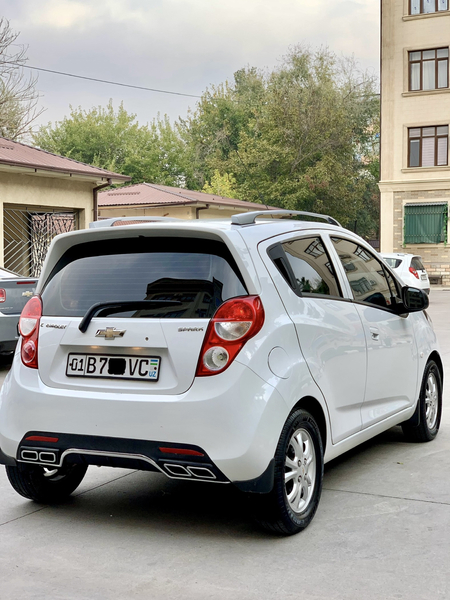 Spark 1.25 srochna sotiladi