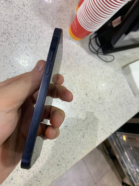Iphon 12 64 g sotiladi