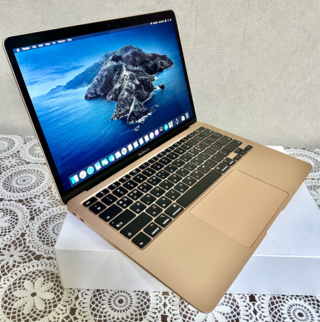 MacBook Air 2020-16GB/512GB Gold rang IDEAL xolatda
