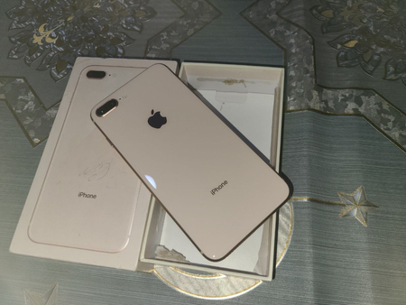 Iphone 8 plus 64 xotira