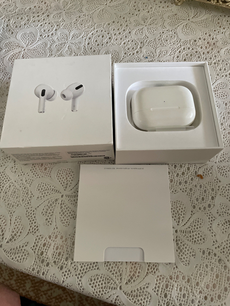 AirPods Pro 2022