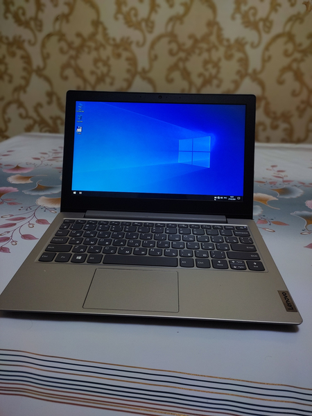 Lenovo i3 11-pokaleniya 8/256 ssd