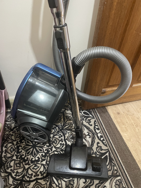 Пылесос Midea MKY18C