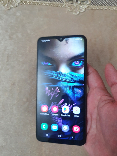 Srochna sotiladi Samsung Galaxy A20S 32Gb Black rang  Original Veitnam
