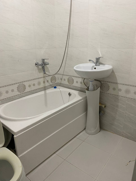 Чиланзар 24 1/3/4 Кирпич 2*6 балкон Жасмина