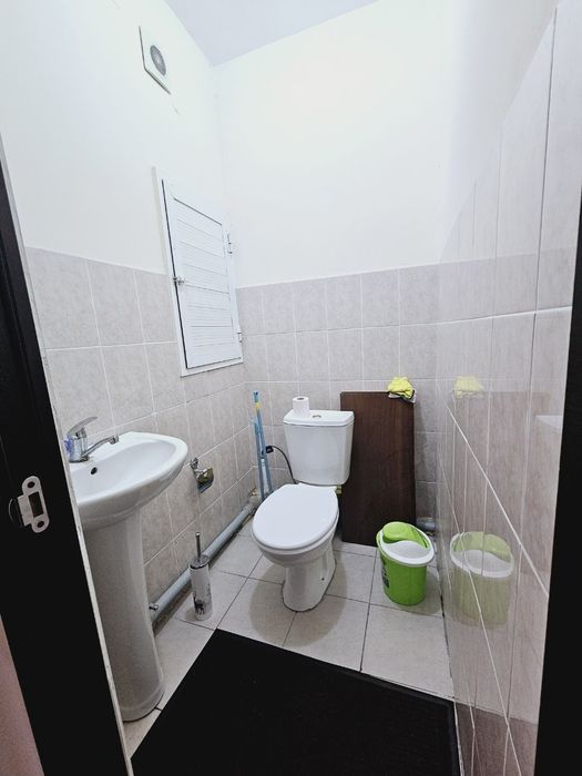 Сергели 8худуд 3хонали квартира сотилади 75м² Новостройка