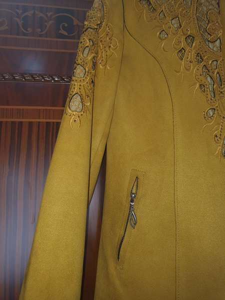 Juda chiroyli kardigan