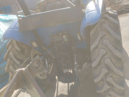New Holland TT sotiladi