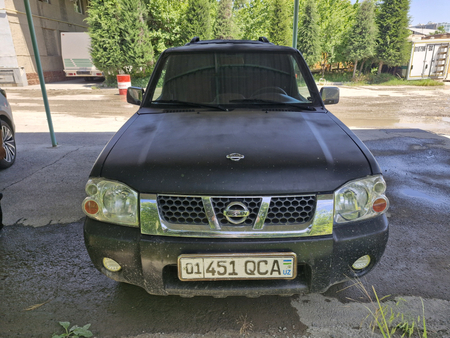 Организация продаёниссан пикап  2009 года выпуска.